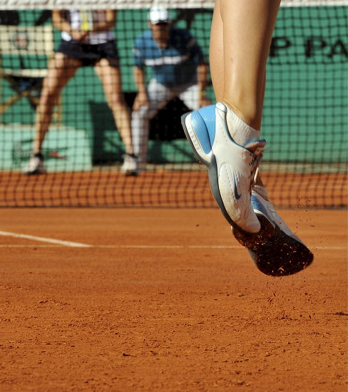 Maria Sharapova Russia Serves Yaroslava Shvedova Editorial Stock Photo ...