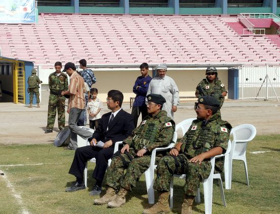 Japanese Defence Force Soldiers Attend Ceremony Editorial Stock Photo ...