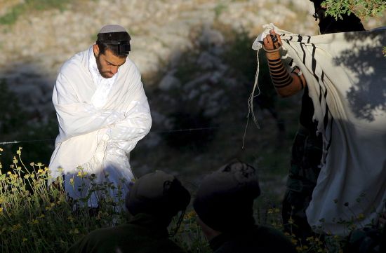 Israeli Soldiers Pray During Morning Training Editorial Stock Photo ...