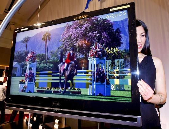 Model Holding Worlds Thinnest Lcd Tv Editorial Stock Photo - Stock ...