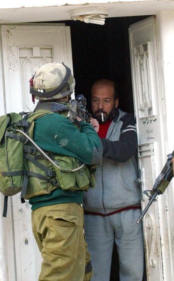 Israeli Soldier Points His Gun Palestinian Editorial Stock Photo ...