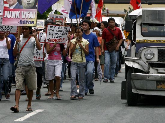 Filipino Protesters Holding Protest Placards They Editorial Stock Photo ...