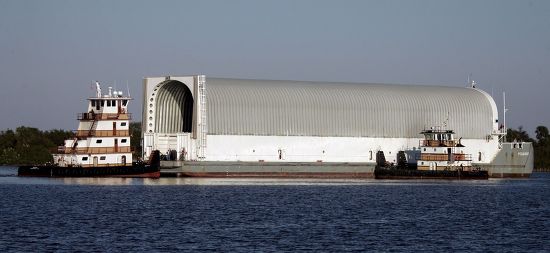 Pegasus Barge Carrying Space Shuttle External Editorial Stock Photo ...