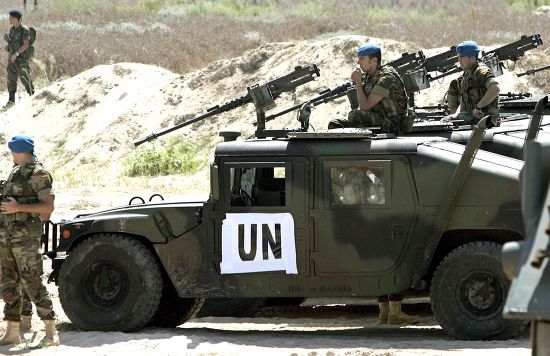 Spanish Un Soldiers On Their Humvee Editorial Stock Photo - Stock Image ...