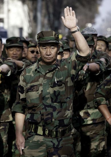 Hmong Soldiers Prepare March Funeral Phagna Editorial Stock Photo ...