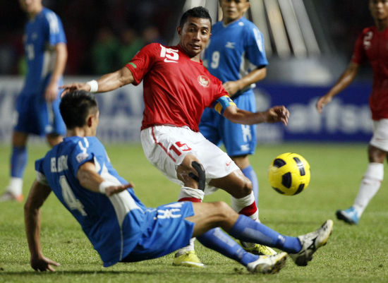 Indonesian Captain Firman Utina Vies Ball Editorial Stock Photo - Stock ...