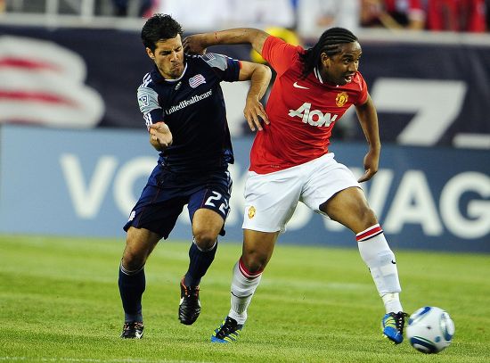 Manchester Uniteds Anderson Brazil R Battles Editorial Stock Photo ...