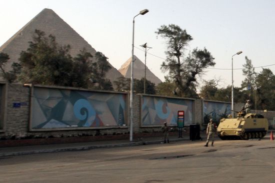 Egyptian Army Armoured Vehicles Stationed Outside Editorial Stock Photo ...