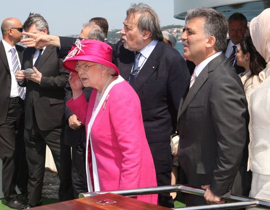 Queen Elizabeth Ii Turkish President Abdullah Editorial Stock Photo ...