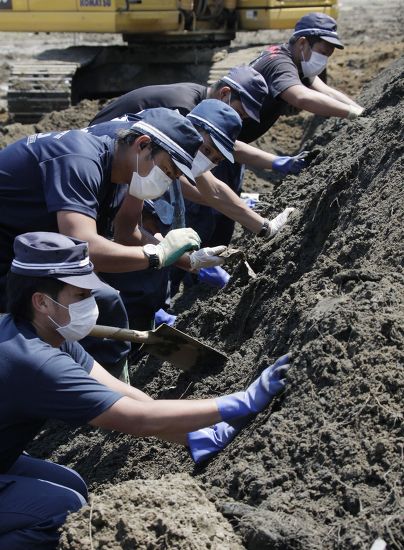 Japanese Police Rescue Team Digging Their Editorial Stock Photo - Stock ...