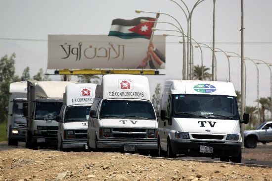 Line Television Satellite Vans Arriving Israel Editorial Stock Photo ...