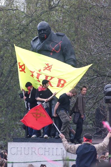 London United Kingdom Anticapitalists Deface Statue Editorial Stock ...