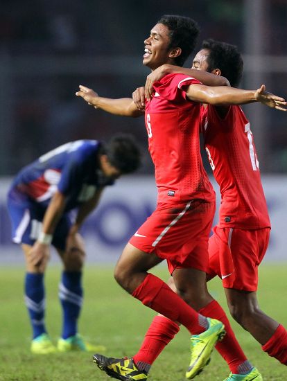 Singapores Muhamad Hafiz C Celebrates His Editorial Stock Photo - Stock ...