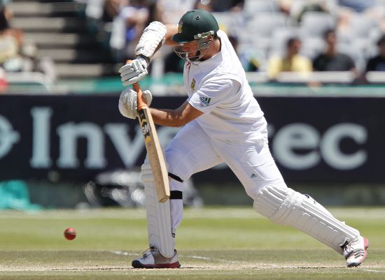 South African Captain Graeme Smith Bats Editorial Stock Photo - Stock ...