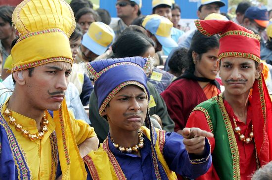 Indian Disabled Boys Dressed Traditional Attires Redaktionelles ...
