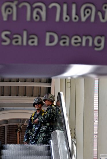 Thai Army Soldiers Guard Sala Daeng Editorial Stock Photo - Stock Image | Shutterstock
