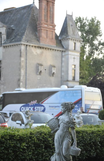 Quickstep Cycling Team Bus Parked Teams Editorial Stock Photo - Stock ...