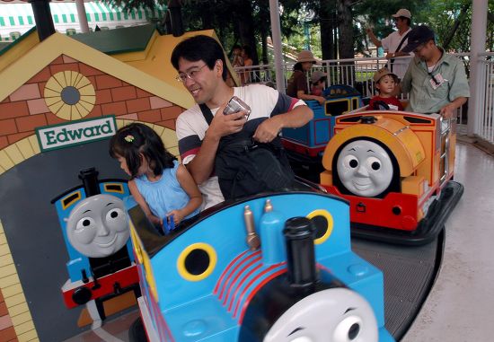 Japanese Visitors Thomas Land Fuji Q Editorial Stock Photo - Stock ...