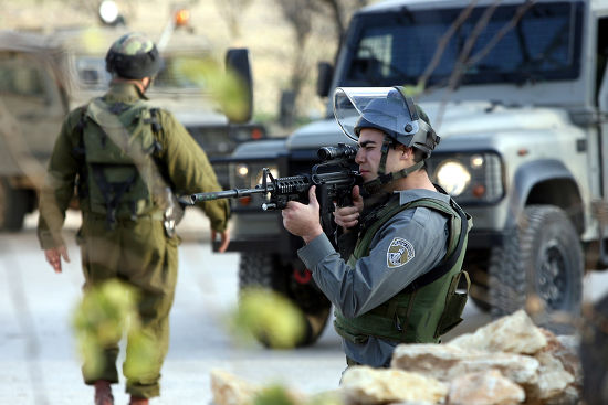 Israeli Soldier Points His Rifle Towards Editorial Stock Photo - Stock ...