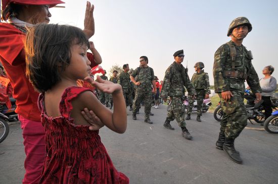 Column Retreating Thai Army Soldiers Passes Editorial Stock Photo ...