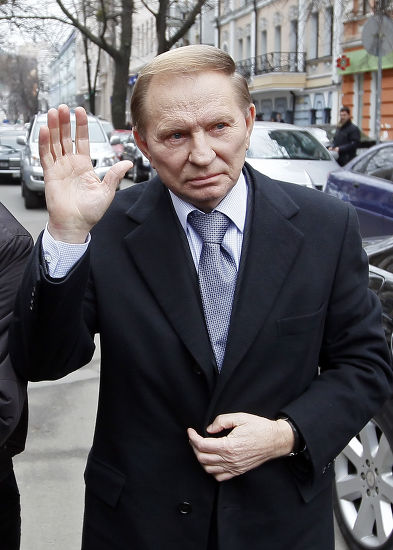 Former Ukrainian President Leonid Kuchma Gesticulates Editorial Stock ...