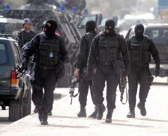 Kuwaiti Special State Police Force Members Editorial Stock Photo ...