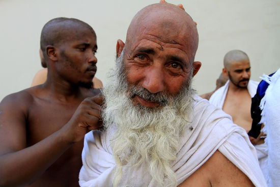 Muslim Pilgrim Gets His Head Shaved Editorial Stock Photo - Stock Image ...