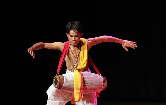 Member Indian Dance Troop Manipuri Thang Editorial Stock Photo - Stock ...