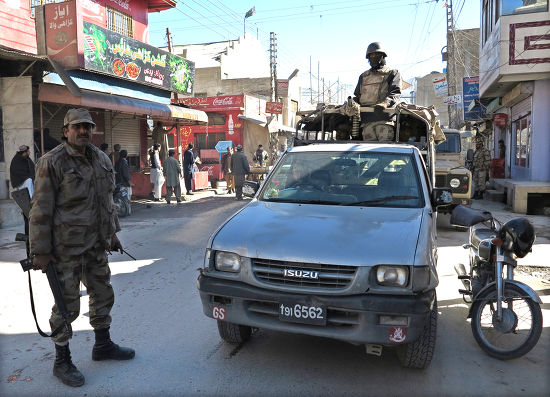 Pakistani Paramilitary Soldiers Patrol Following Declaration Editorial ...