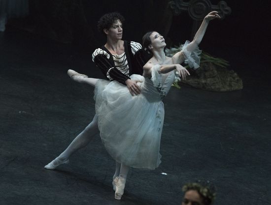 Alina Cojocaru Giselle Isaac Hernandez Albrecht Editorial Stock Photo ...