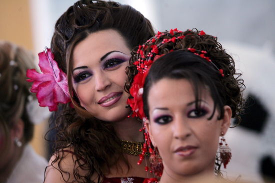 Algerian Models Pose Camera During Hairdressing Editorial Stock Photo ...