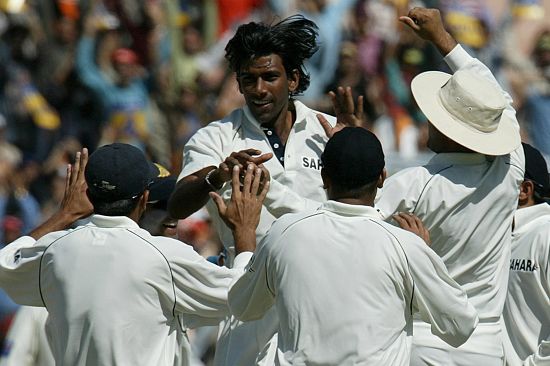 Indian Bowler L Balaji Celebrates Dismissal Editorial Stock Photo ...