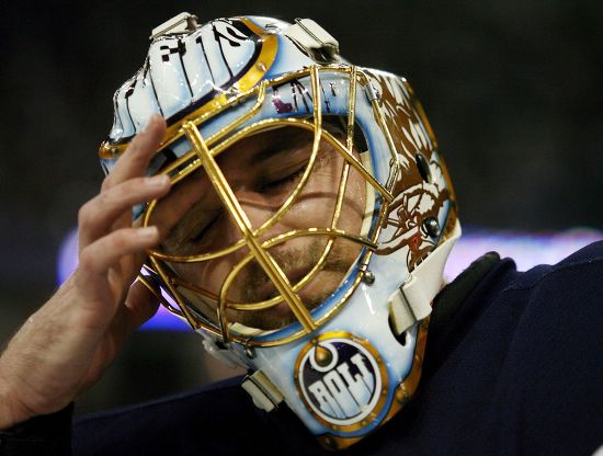 Edmonton Oilers Goalie Dwayne Roloson Wipes Editorial Stock Photo ...