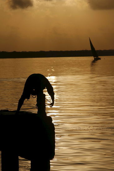 Fishermen Ties His Boat Sunrise Lamu Editorial Stock Photo - Stock ...