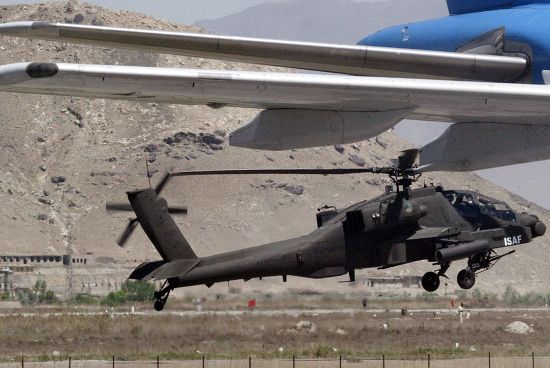 Dutch Apache Combat Helicopters Patrol International Editorial Stock ...