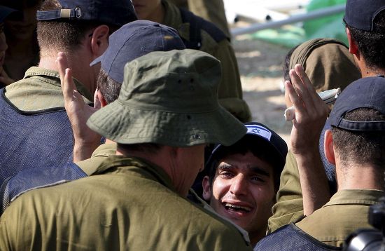 Jewish Settler Tears His Eyes Carrying Editorial Stock Photo - Stock ...