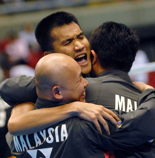 Malaysias Fook Tan Choong Hugged By Editorial Stock Photo - Stock Image ...