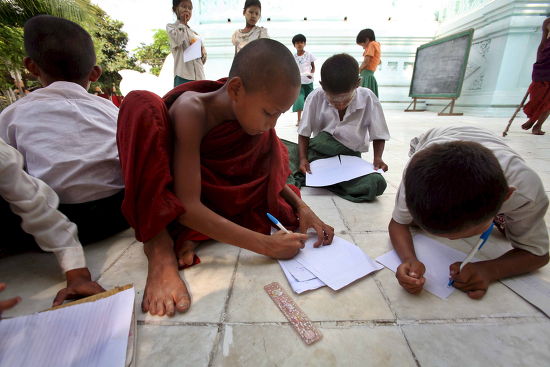 Burmese Students Study Outside Pagoda Mandalay Editorial Stock Photo ...