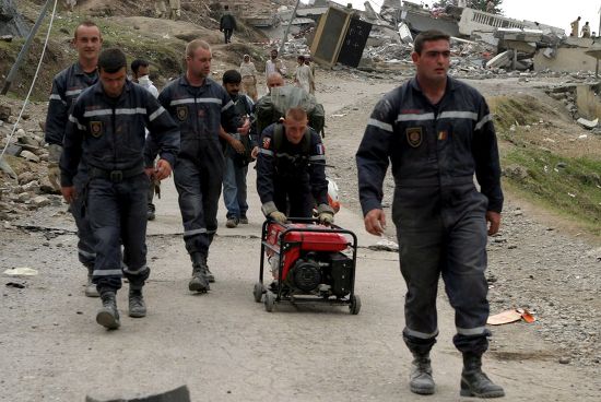 French Relief Workers Carry Out Relief Editorial Stock Photo - Stock ...
