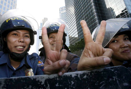 Filipino Elite Policemen Flash Peace Signs Editorial Stock Photo ...