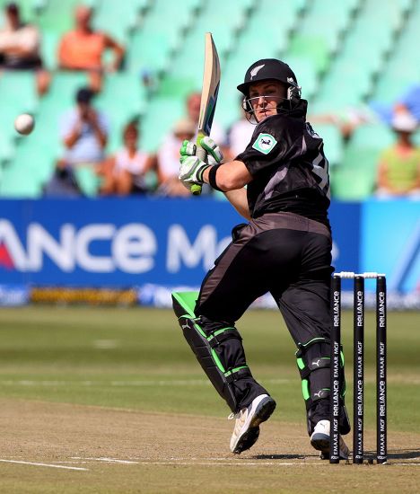 New Zealand Opening Batsman Brendon Mccullum Editorial Stock Photo ...
