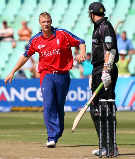 England Bowler Andrew Flintoff L Reacts Editorial Stock Photo - Stock ...