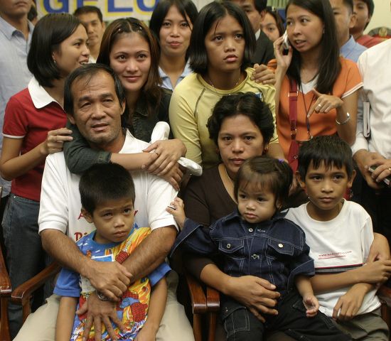 Released Filipino Hostage Angelo Dela Cruz Editorial Stock Photo ...