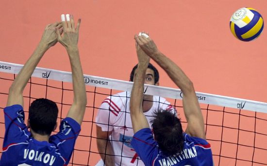 Cem Sinan Tanik C Turkey Spikes Editorial Stock Photo - Stock Image ...