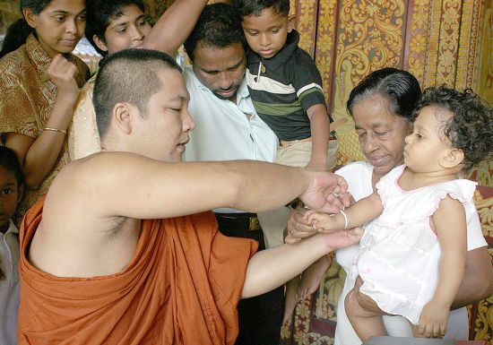 Buddhist Monk Ties Pirith Noola Blessed Editorial Stock Photo - Stock ...