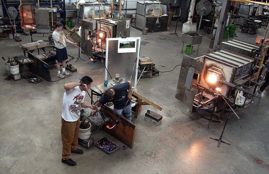 This Overview Shows Workers Molding Everything Editorial Stock Photo ...