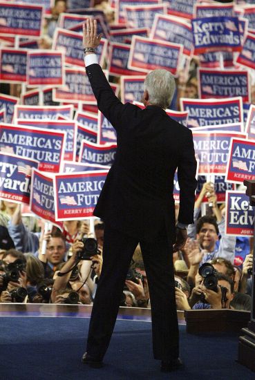 Former President Bill Clinton Salutes Audience Editorial Stock Photo ...