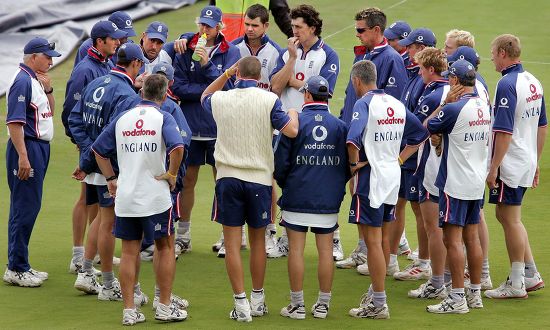England Cricket Coach Duncan Fletcher L Editorial Stock Photo - Stock ...