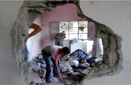 Palestinians Sift Through Clothes Personal Belongings Editorial Stock ...
