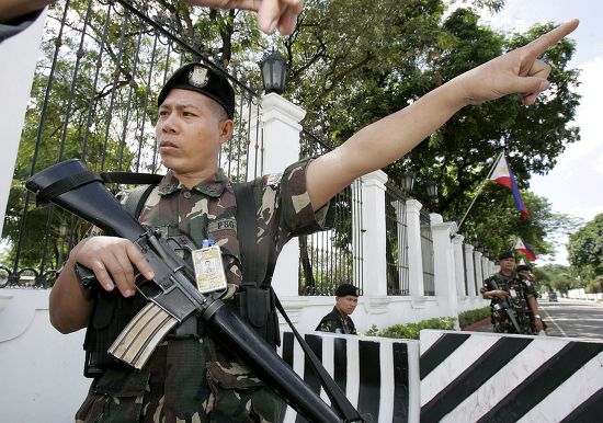 Presidential Security Guard Mans Gate Presidential Editorial Stock ...